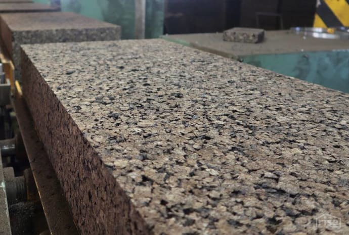 4 Ways to Insulate a Container Home