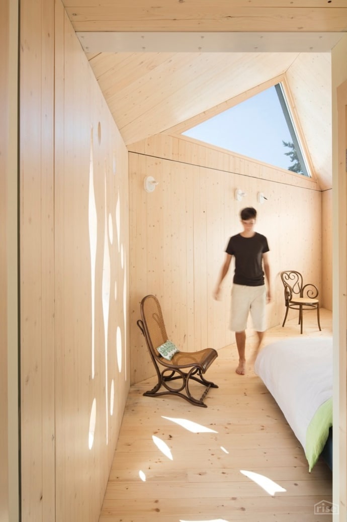 A Love Affair with Wood Inspires One of the US's First CLT Houses