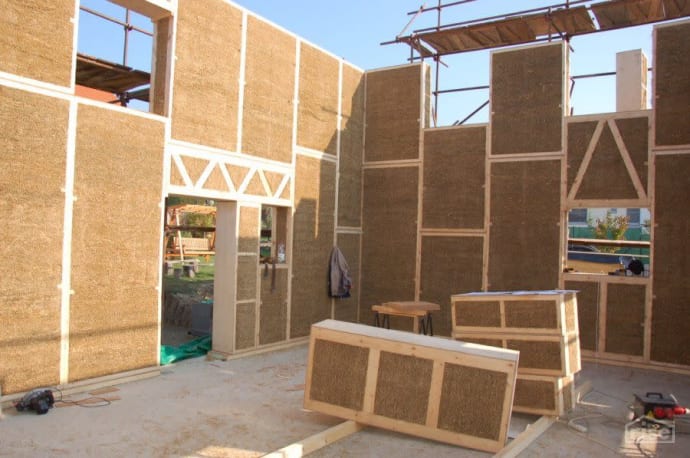Building With Straw Bales: A Comprehensive Guide