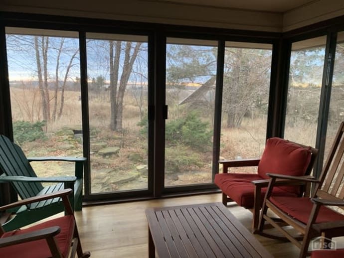 Minnesota Home Says Goodbye To Carbon Footprint