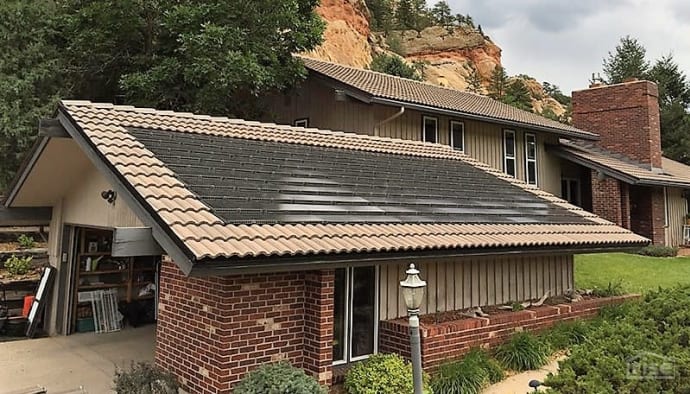Solar Shingles Comparisons: 2021 Guide