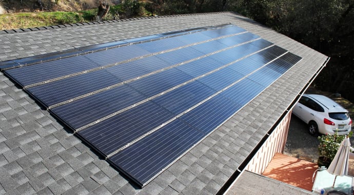 Solar Shingles Comparisons: 2021 Guide