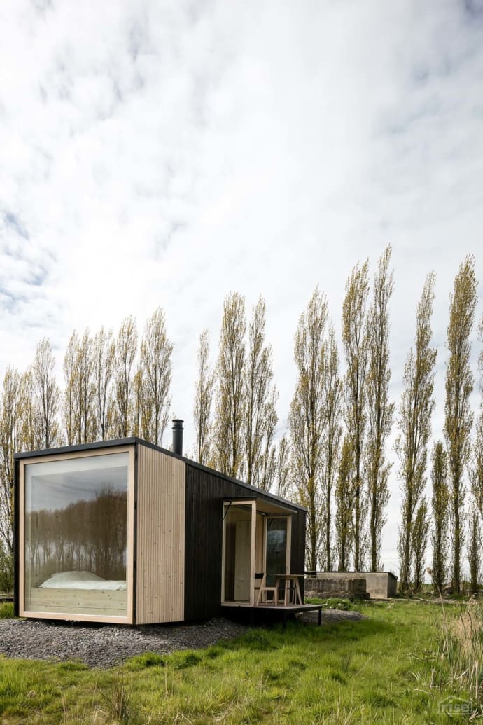 5 Stunning Prefab Off-grid Homes (with prices)