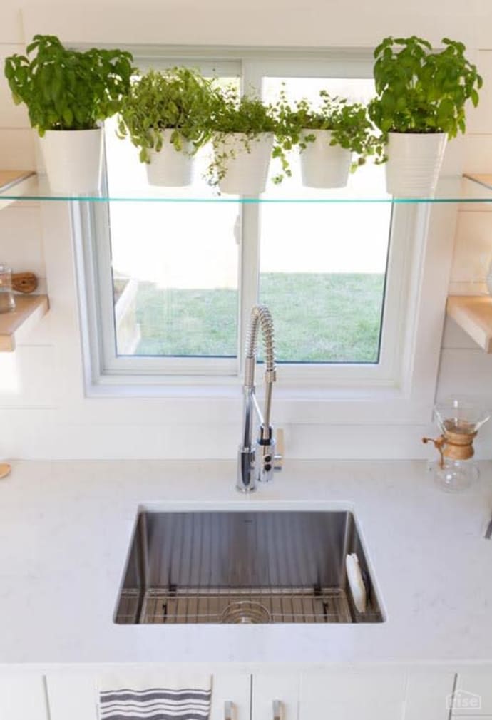 The Elsa - A Tiny House with a Greenhouse