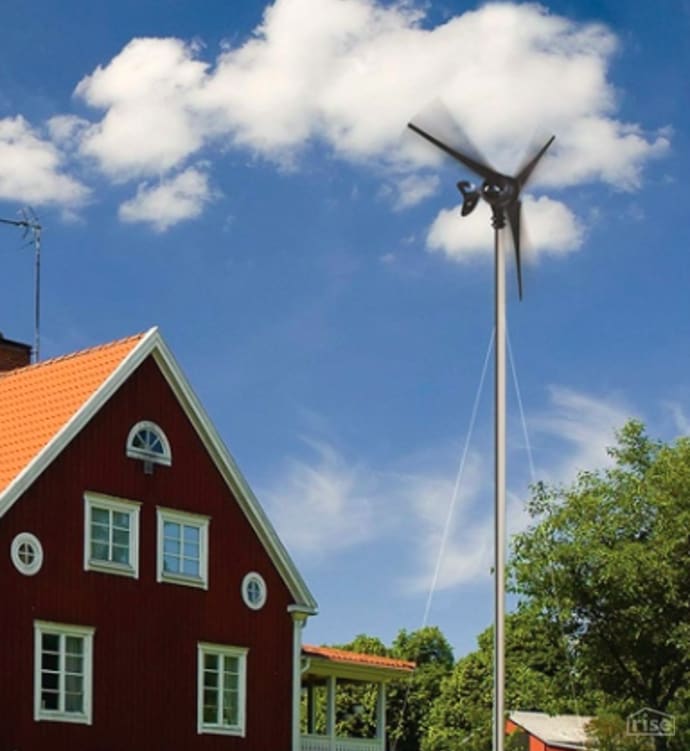 Considering a Wind Turbine: What You Should Know