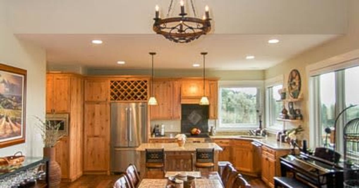 Rise | Kitchen with Integrated LED by Winsome Construction