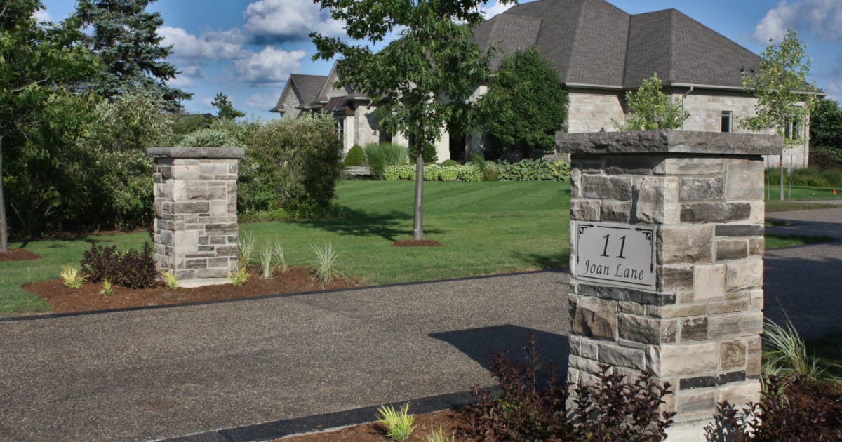Rise | Driveway Pillars - Stone Siding with Stone Siding by Masonal ...