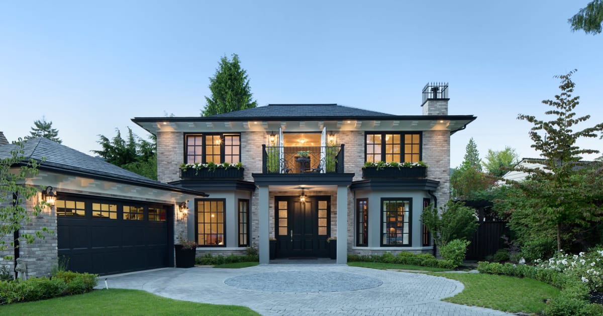 Rise | Front Elevation with Outdoor Gardens by Naikoon Contracting