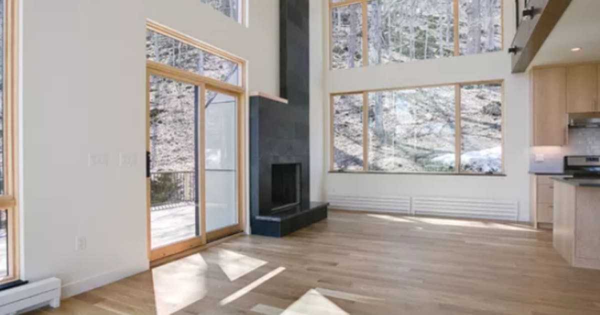 Rise | Living Room with Integrated LED by Constructive Builders