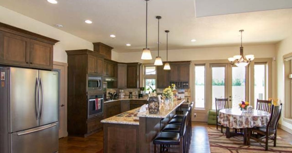 Rise | Kitchen with Wall Oven by Winsome Construction