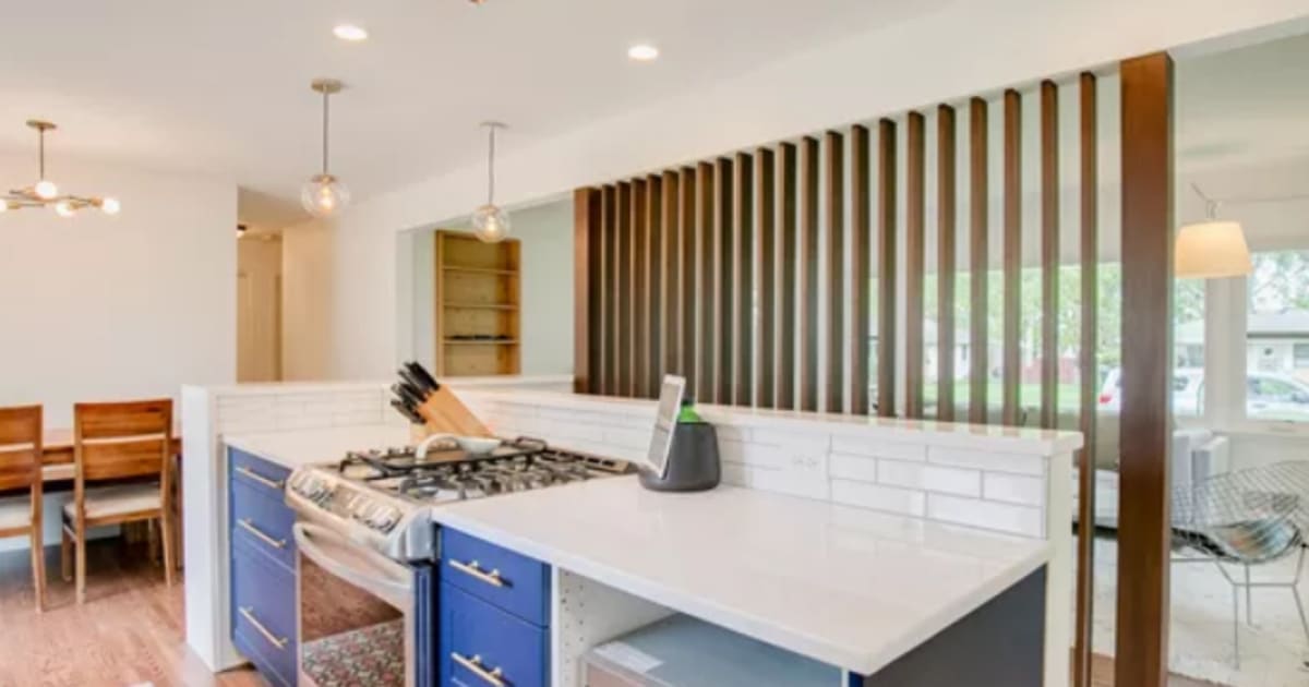 Rise | Kitchen with Integrated LED by Constructive Builders